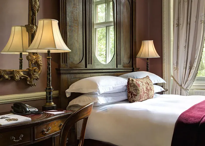 THE GORE HOTEL LONDON